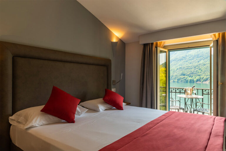 Camera Doppia Vista Lago - Hotel Ristorante Residence La Quartina Mergozzo